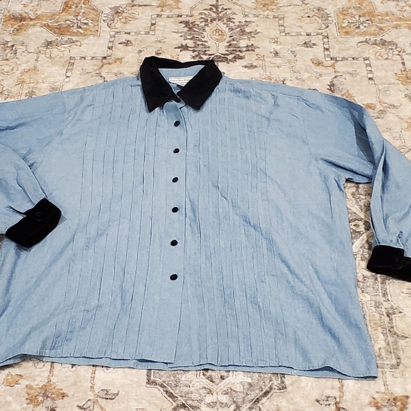 August Max | Tops | August Max Blue Shirt With Black Velvet Collar ...